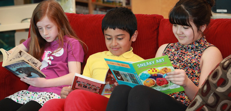 Learning Commons / Library - James Short Memorial School